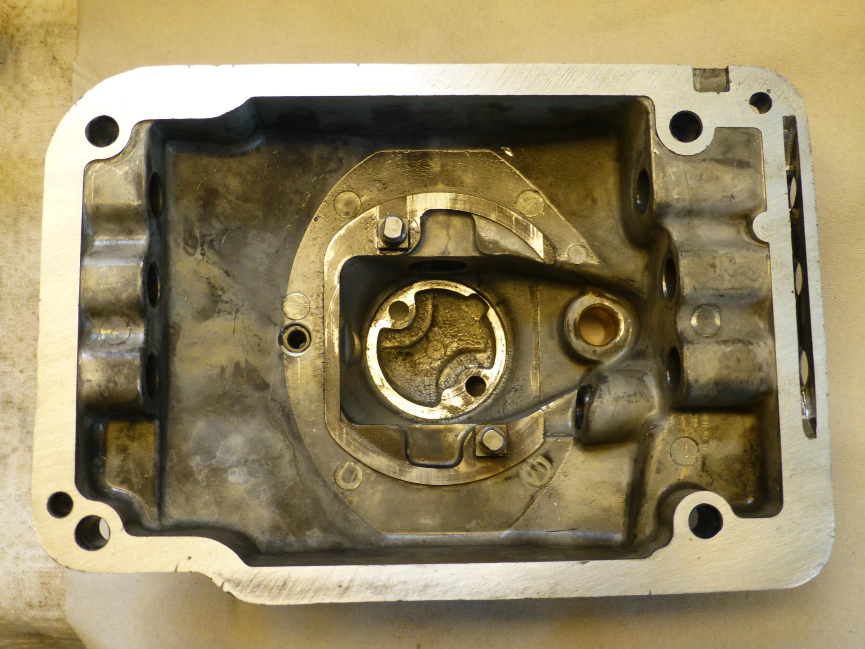 Clutch and transmission