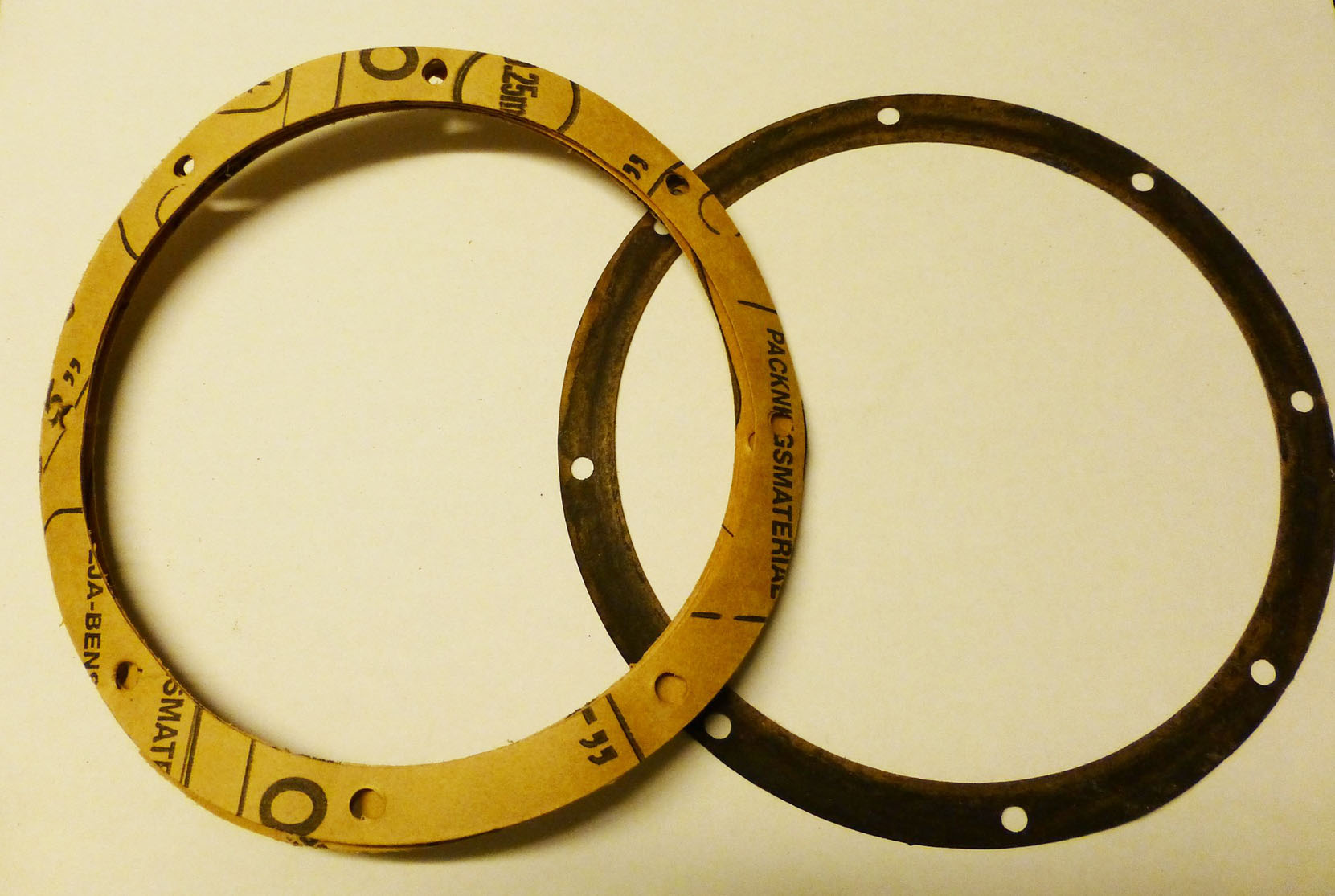 Dual tone horns